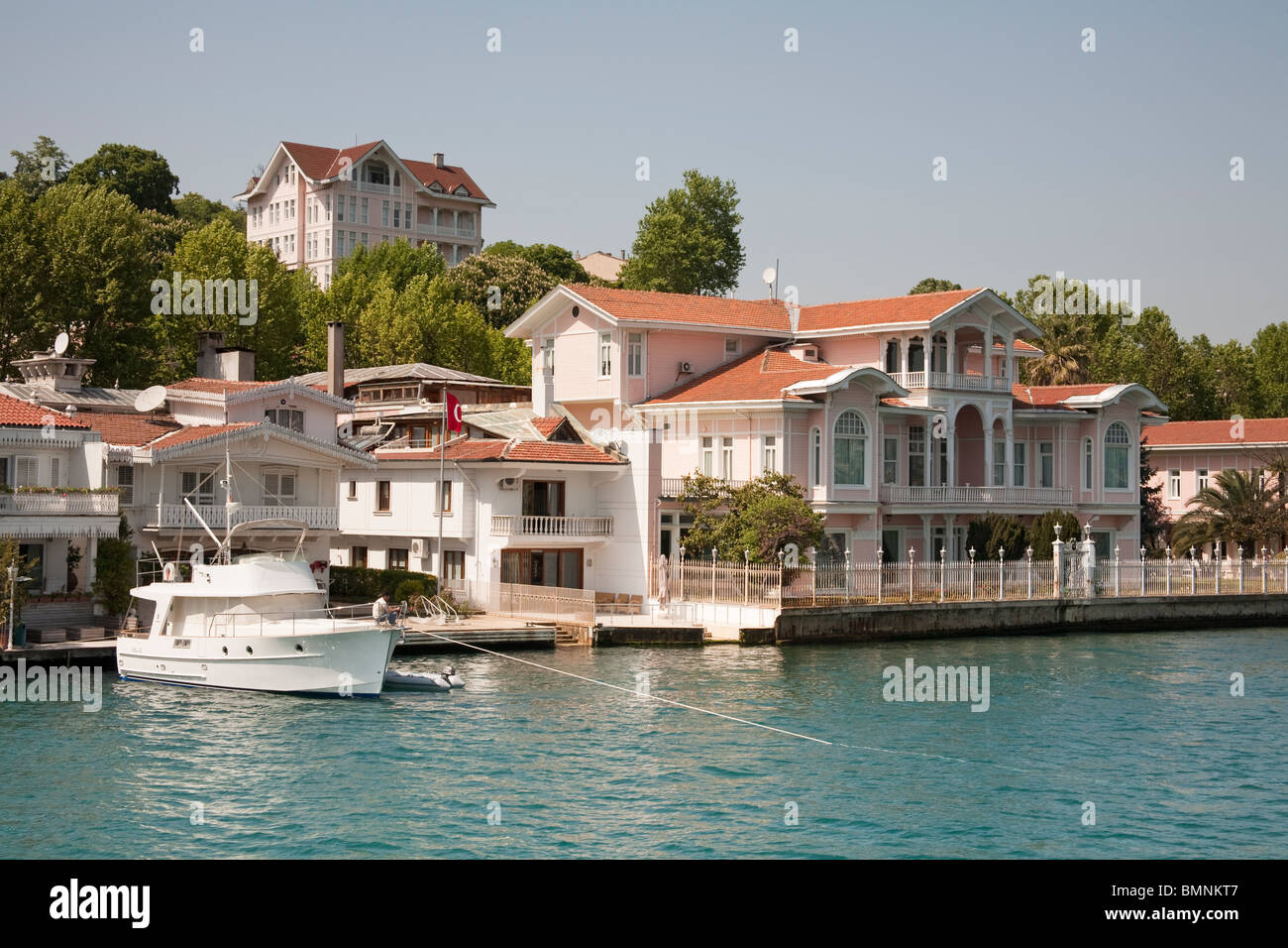 Sehzade Burhanettin Efendi Yali, à côté du Bosphore, Istanbul, Turquie ...