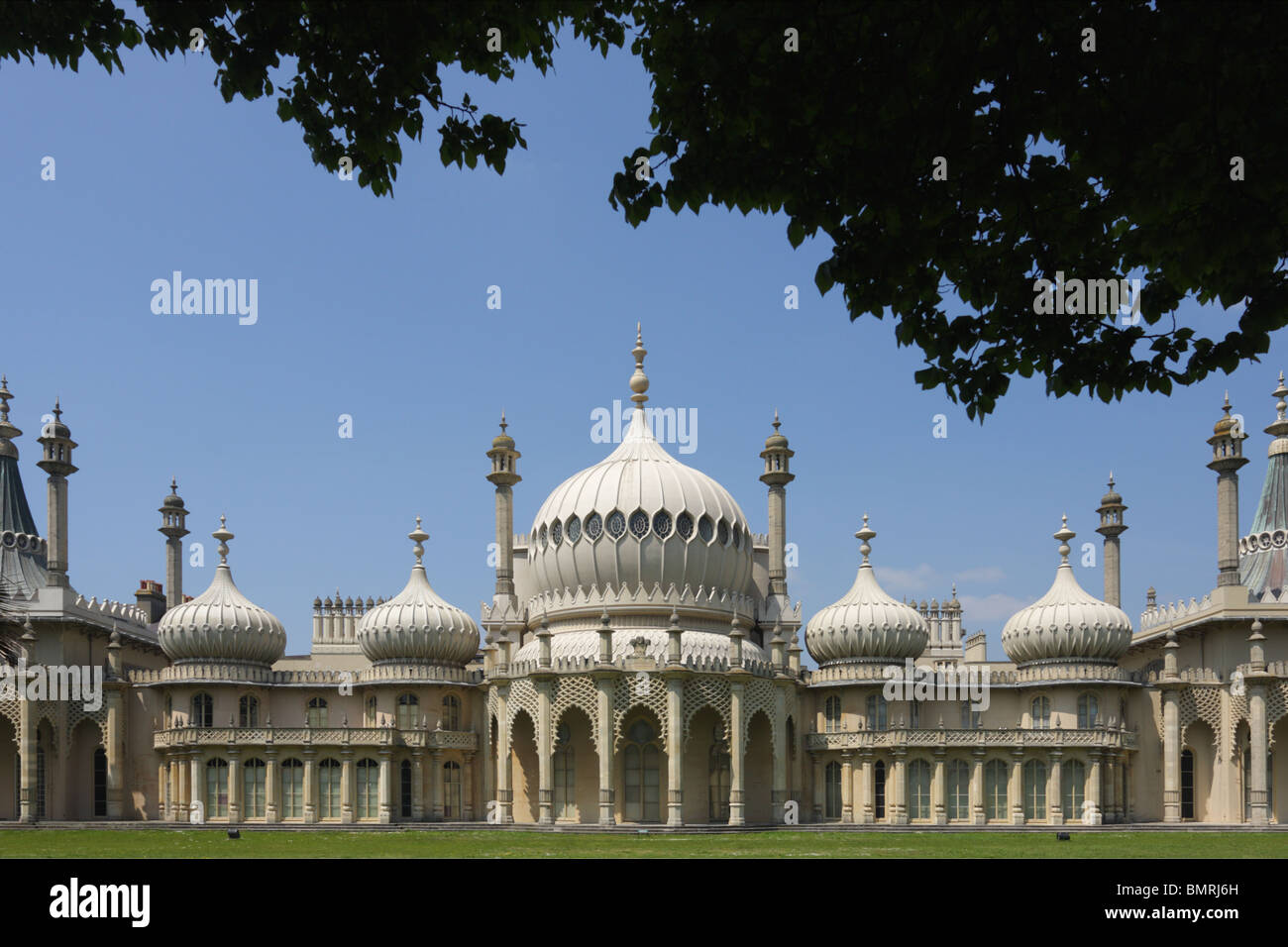Architecture Indo-Saracenic plaît à l'œil dans cette image du Royal ...