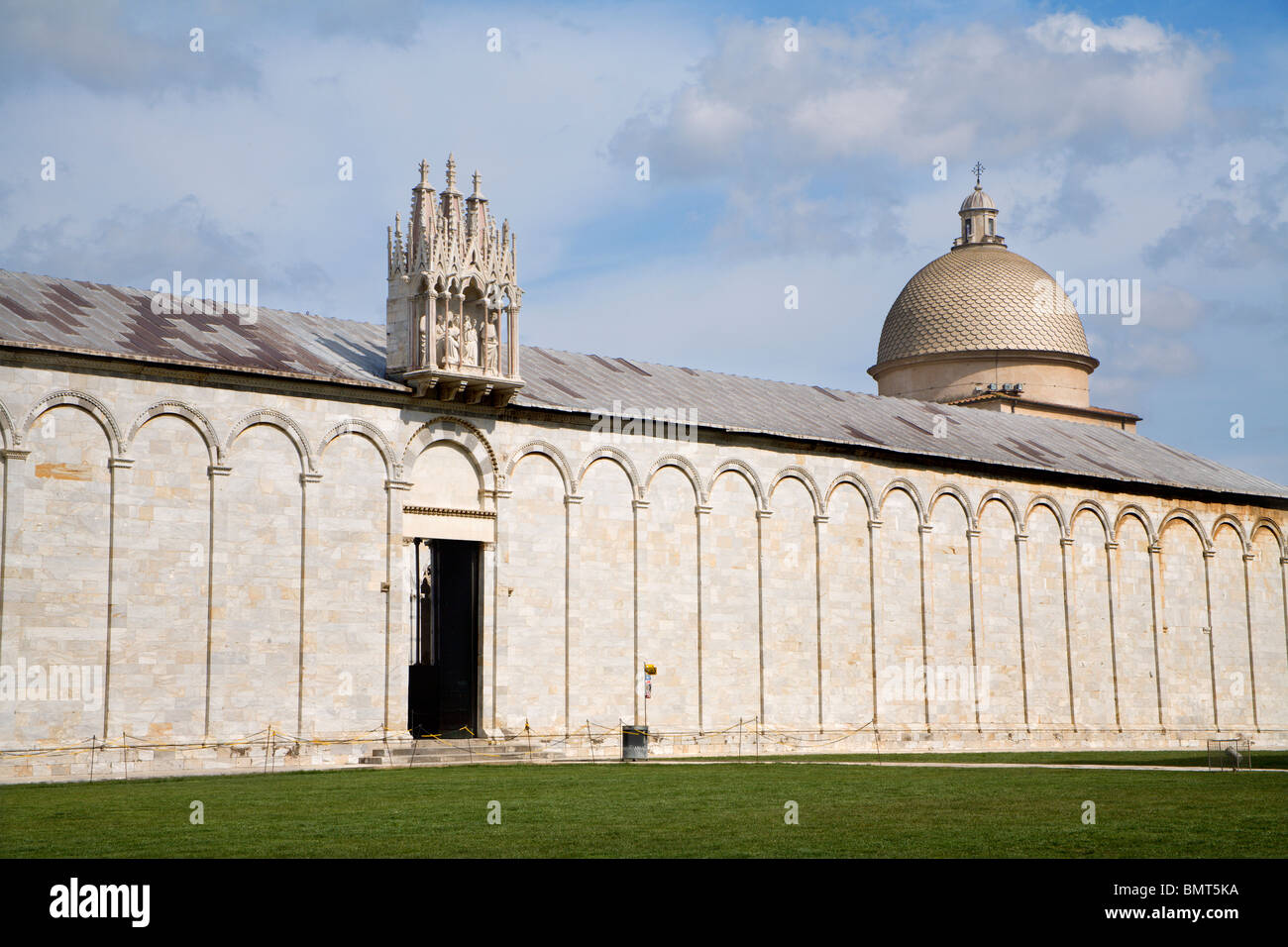 Pisa italy campo santo Banque de photographies et d’images à haute ...
