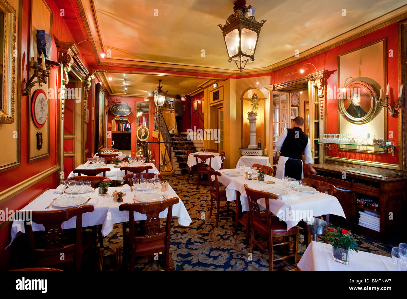 Paris le procope restaurant Banque de photographies et d’images à haute ...