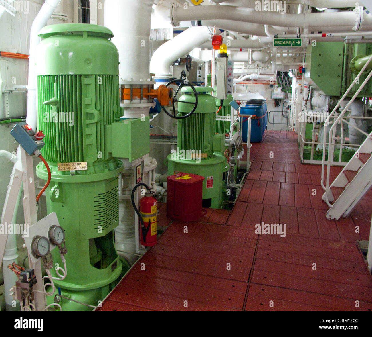 La salle des machines des navires de croisière Eurodam Photo Stock - Alamy