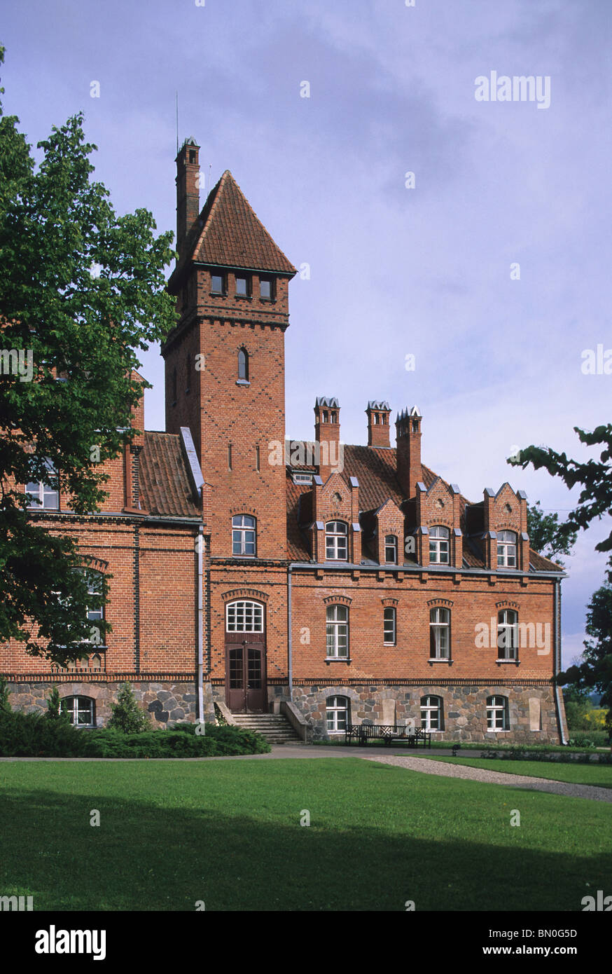Tukuma jaunmoku pils castle 1901 Banque de photographies et d’images à ...