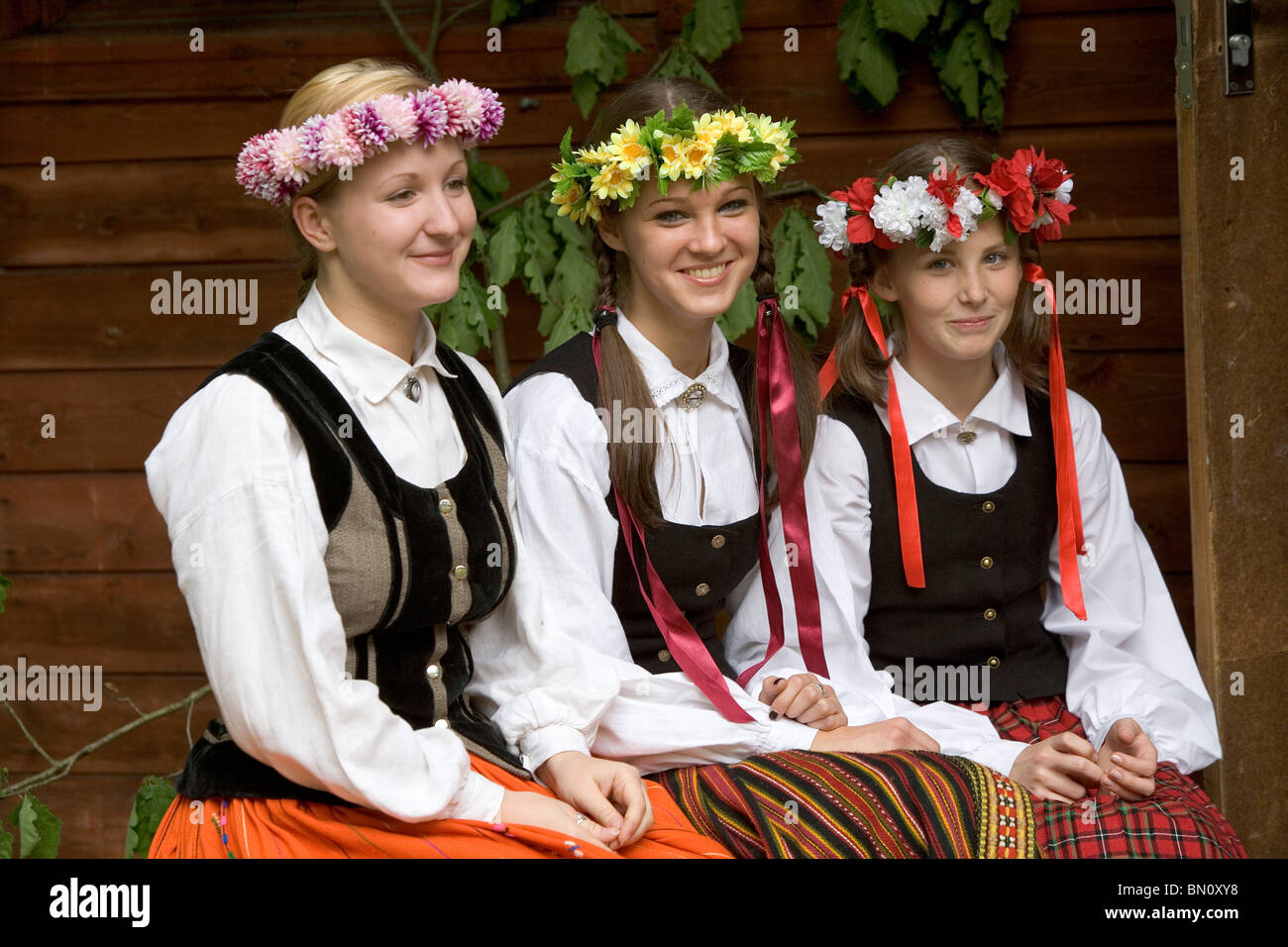La Lettonie,folklore letton,costumes traditionnels Photo Stock - Alamy