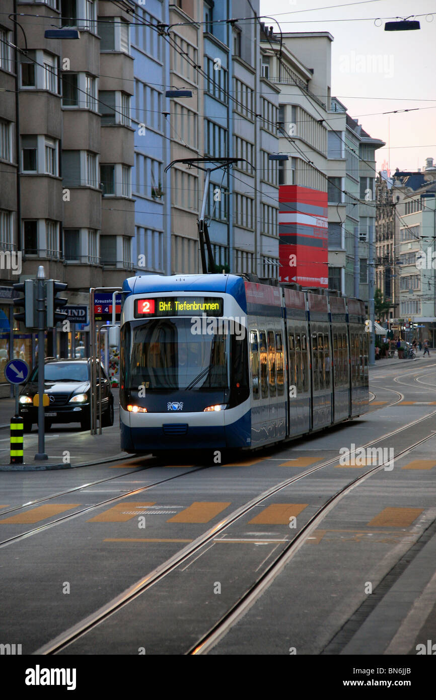 Tramway zurich Banque de photographies et d’images à haute résolution ...