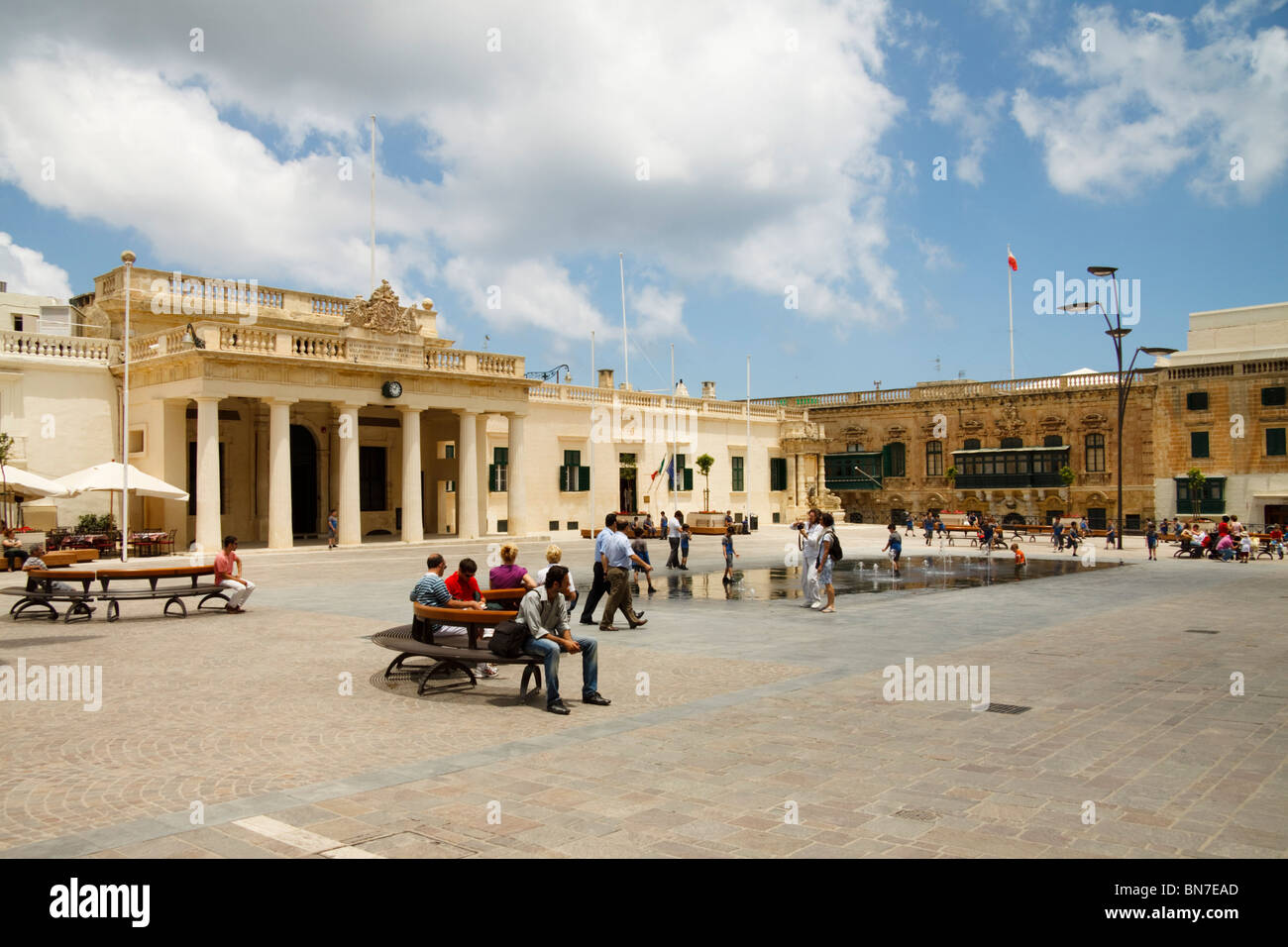 St georges square valletta malta Banque de photographies et d’images à ...