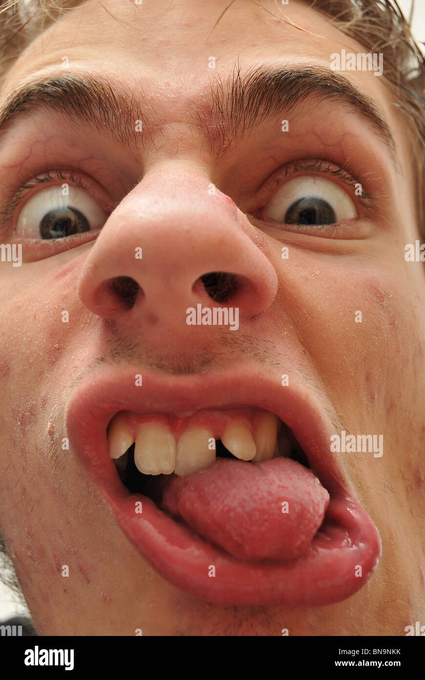 Homme moche Banque de photographies et d’images à haute résolution - Alamy