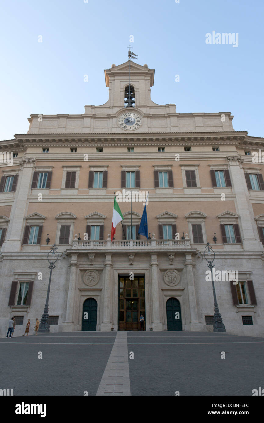 Palazzo di montecitorio Banque de photographies et d’images à haute ...