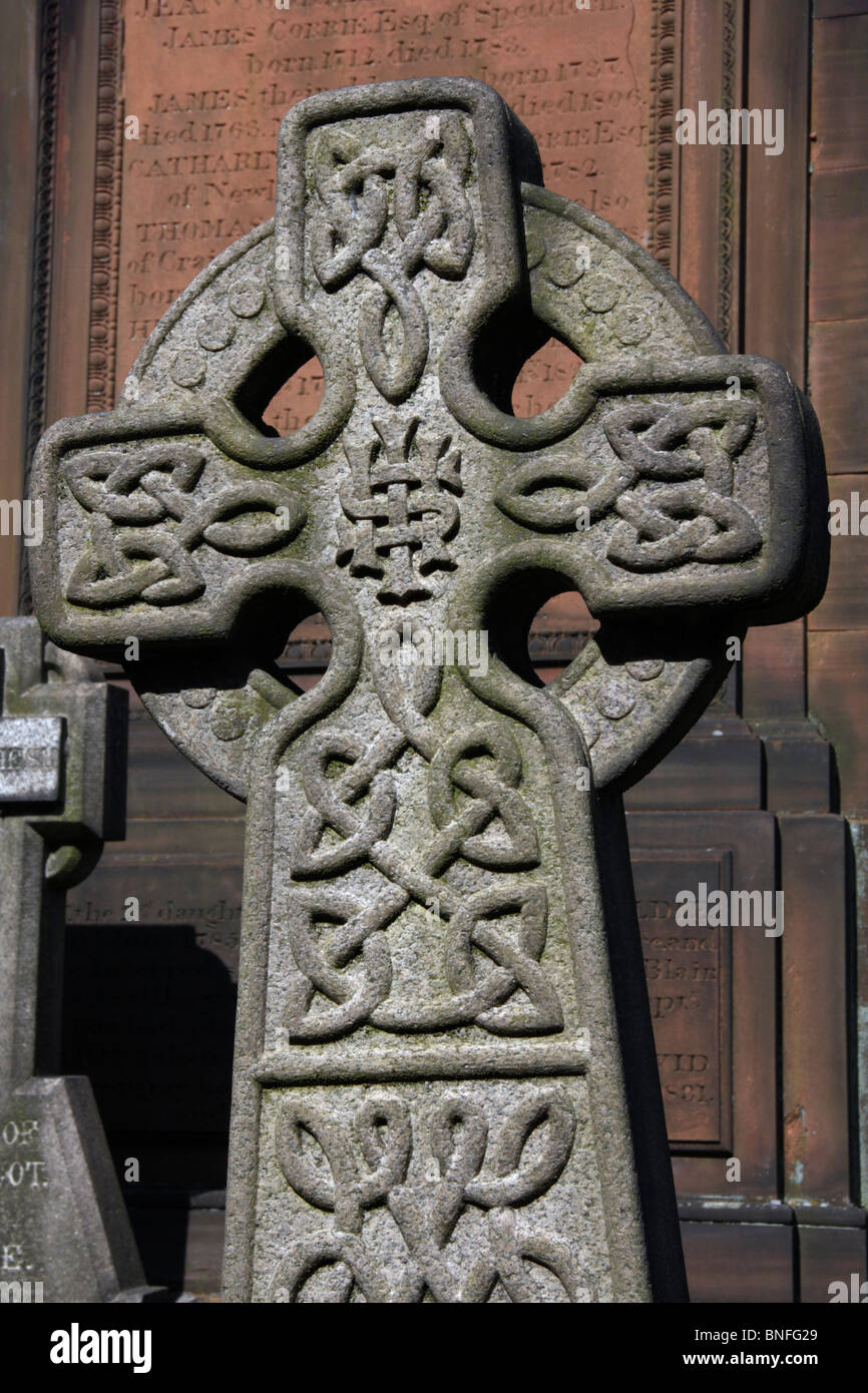 Celtic cross shape Banque de photographies et d’images à haute ...