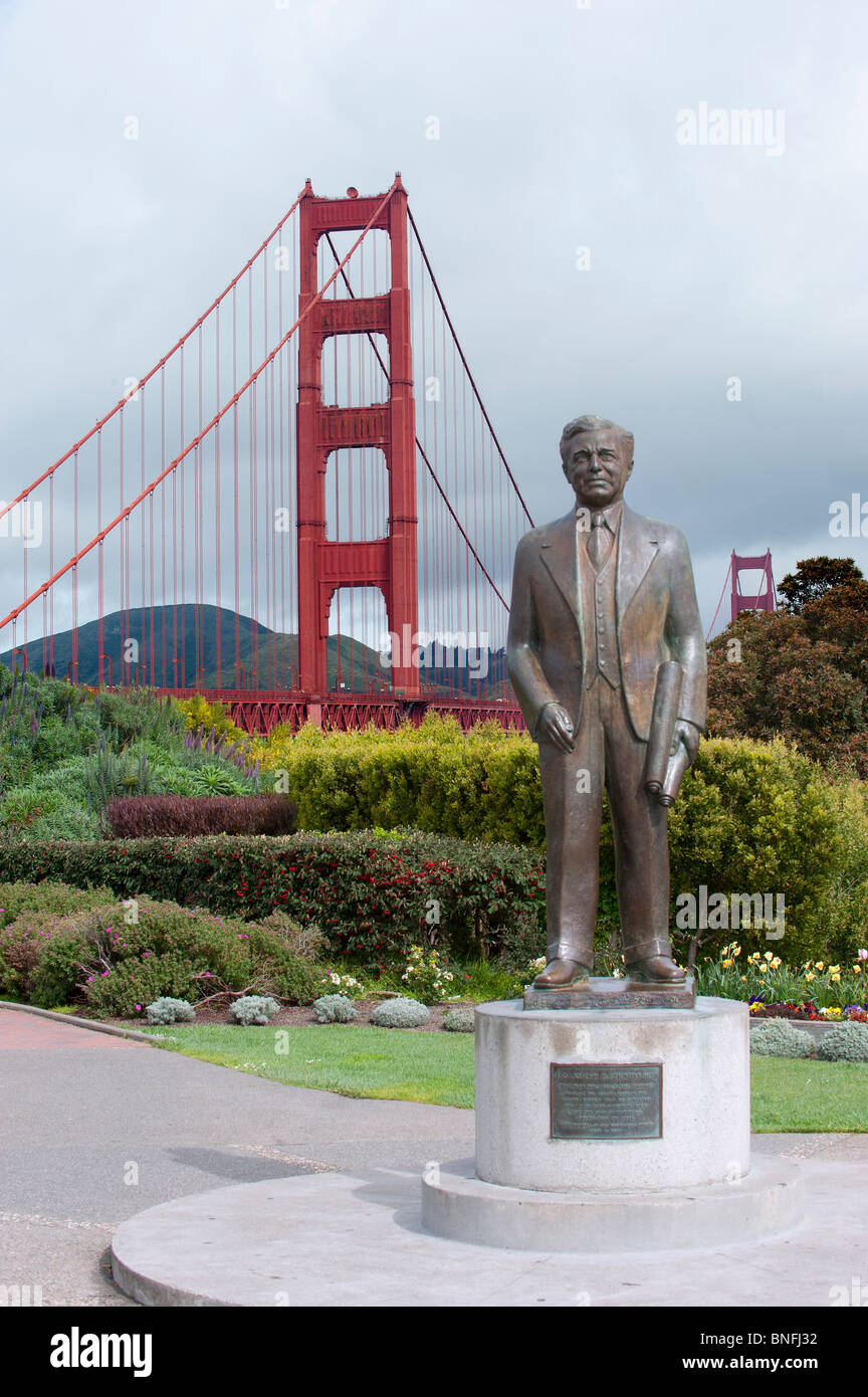 Statue de Bridge Builder Joseph Strauss avec Golden Gate Bridge San ...