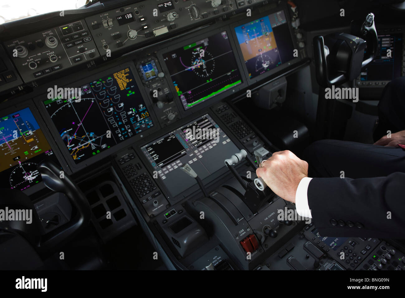 Boeing 787 dreamliner cockpit controls Banque de photographies et d ...