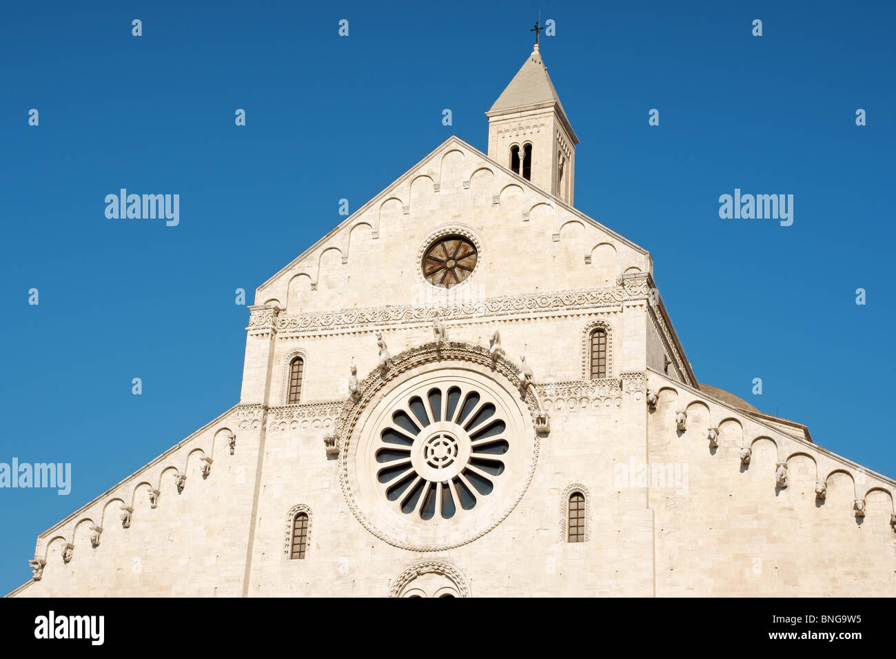 Basilique de saint nicholas de bari Banque de photographies et d’images ...