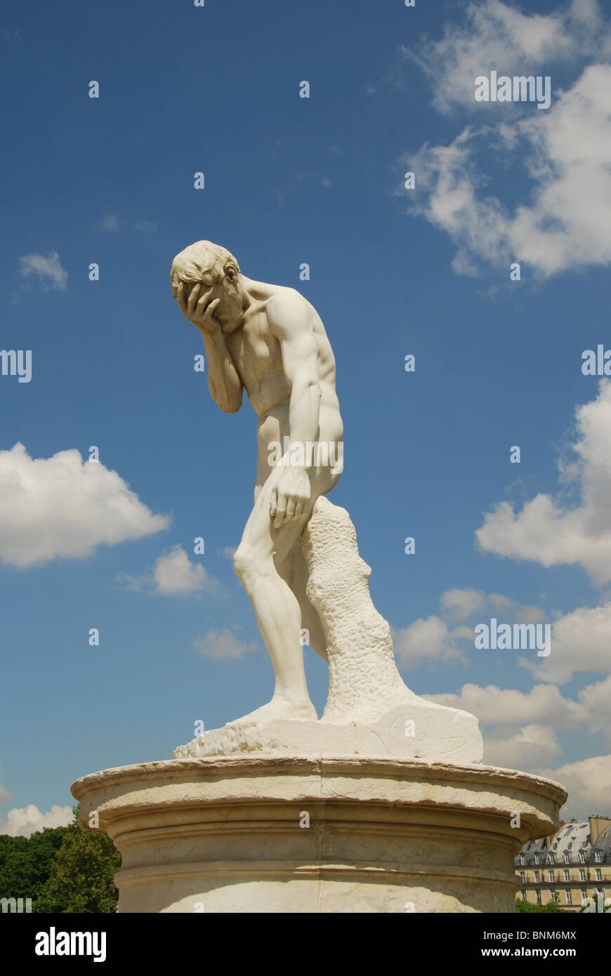 Statue de Caïn dans les jardins des Tuileries Paris France Photo Stock ...