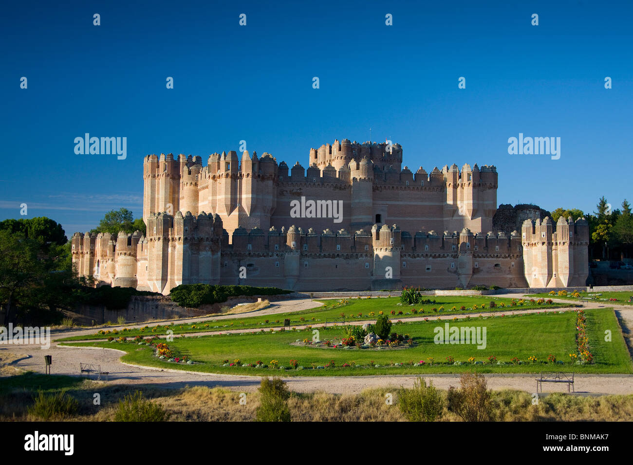 Espagne Castille et Leon Coke Coke château château fort moyen-âge les ...