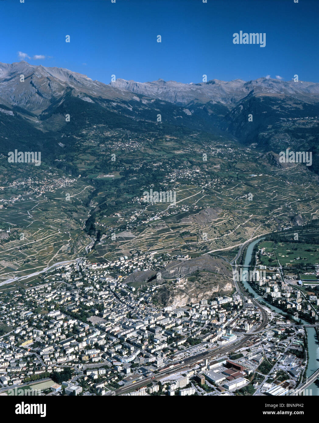 Aerial view sion city valais Banque de photographies et d’images à ...