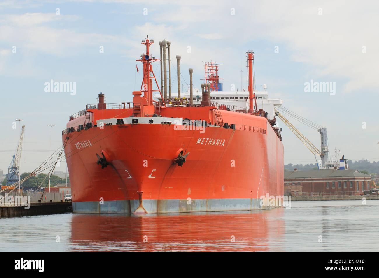 Methania un navire méthanier à quai dans le Port de Southampton Le ...