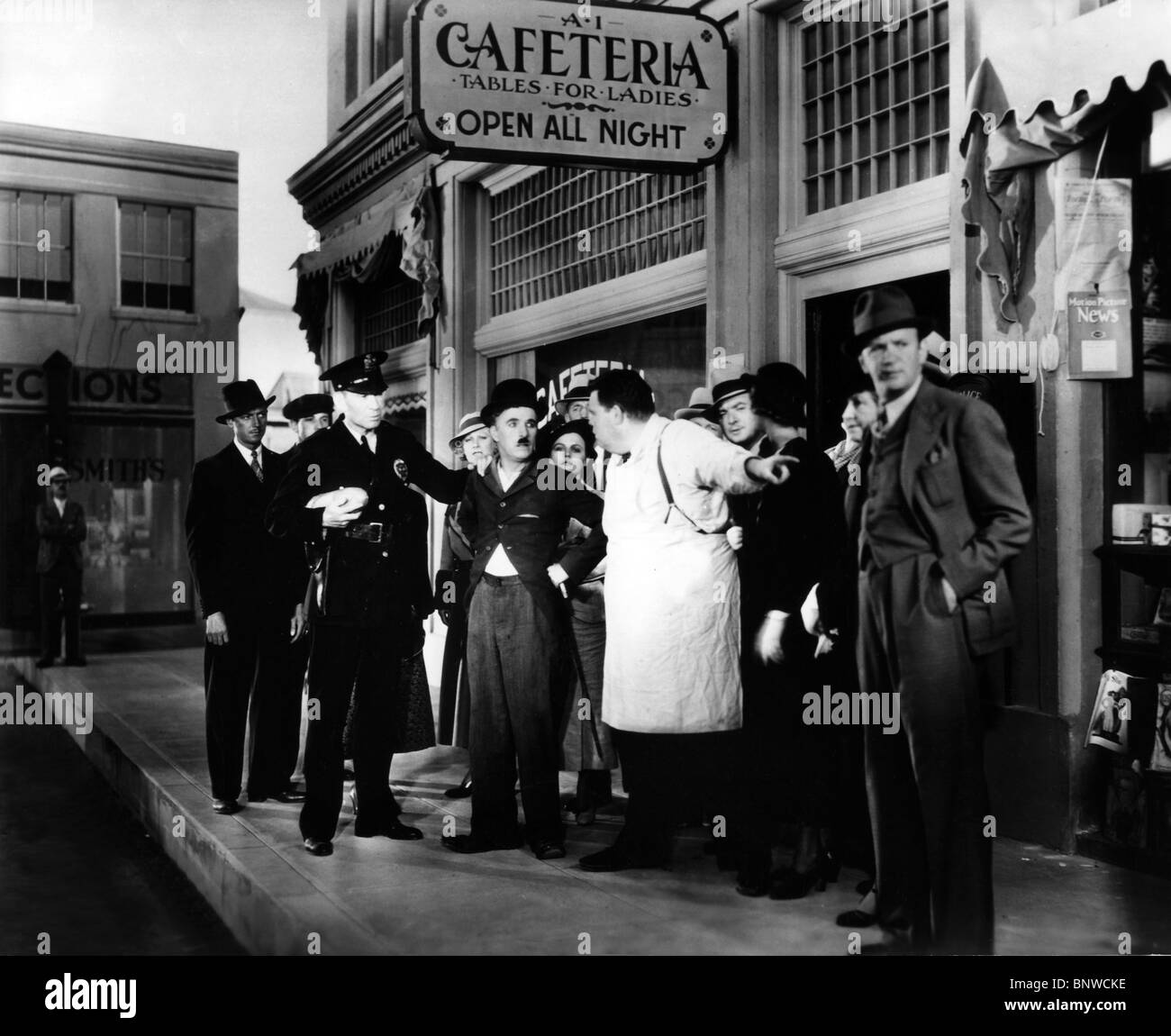 Charlie chaplin modern times poster Banque d'images noir et blanc - Alamy