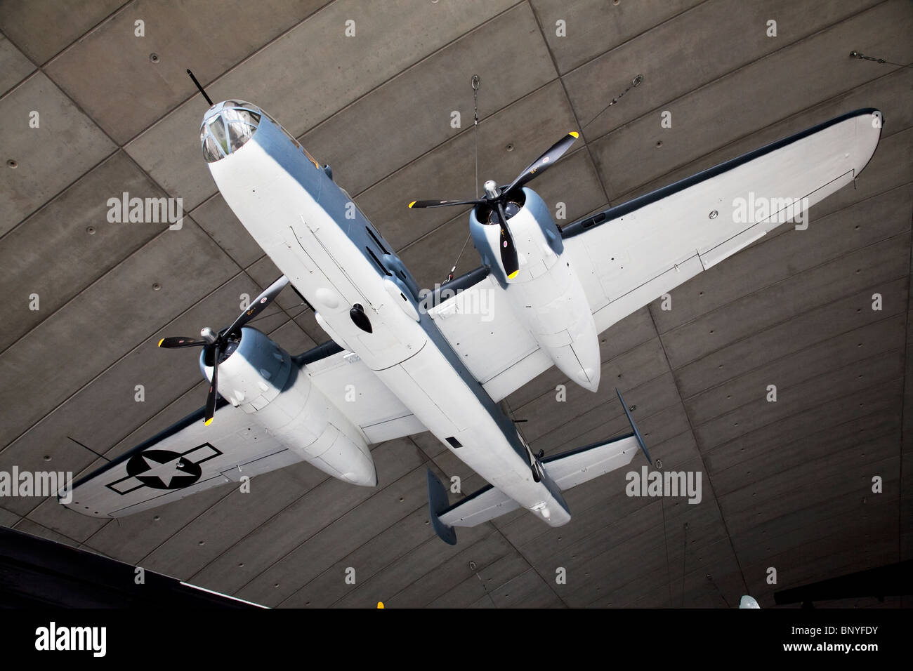 Pbj 1j b 25 mitchell Banque de photographies et d’images à haute ...