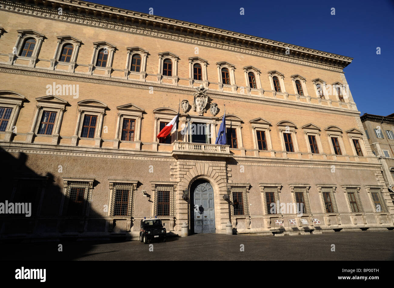 Palazzo farnese facade palace rome Banque de photographies et d’images ...