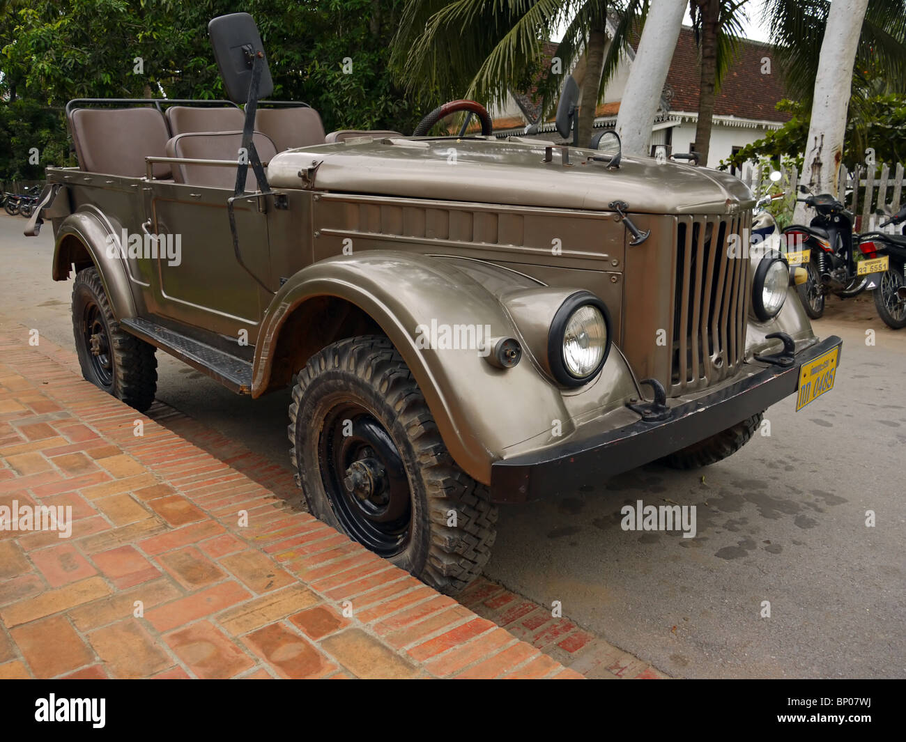 Uaz jeep Banque de photographies et d’images à haute résolution - Alamy
