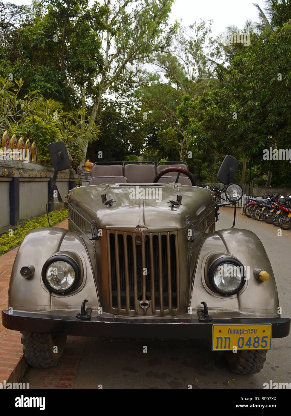 Uaz jeep Banque de photographies et d’images à haute résolution - Alamy