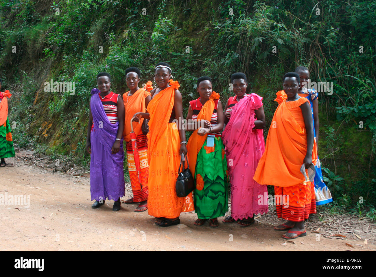 Traditional wedding costumes Banque de photographies et d’images à ...