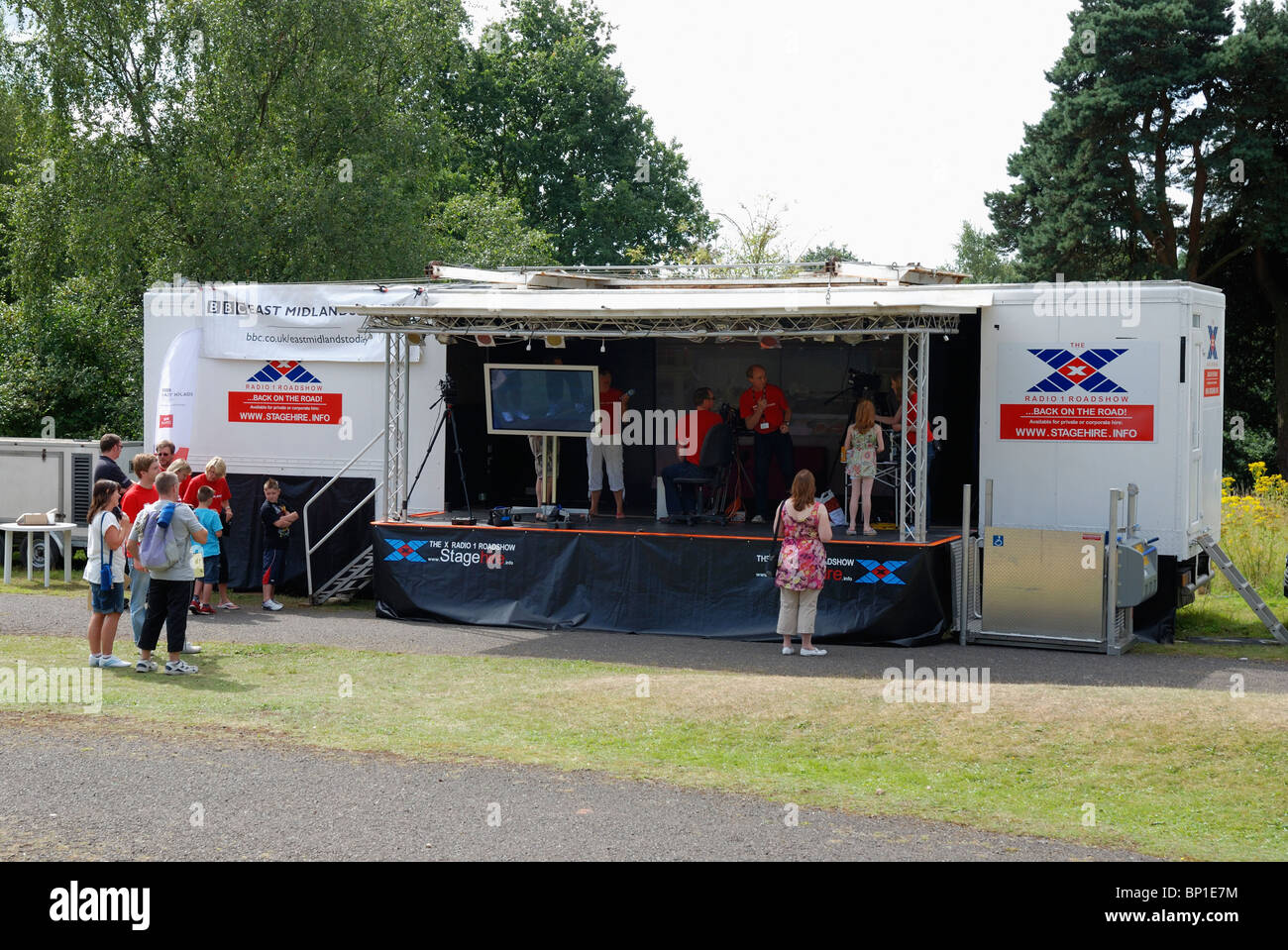 Bbc radio outside broadcast vehicle Banque de photographies et d’images ...