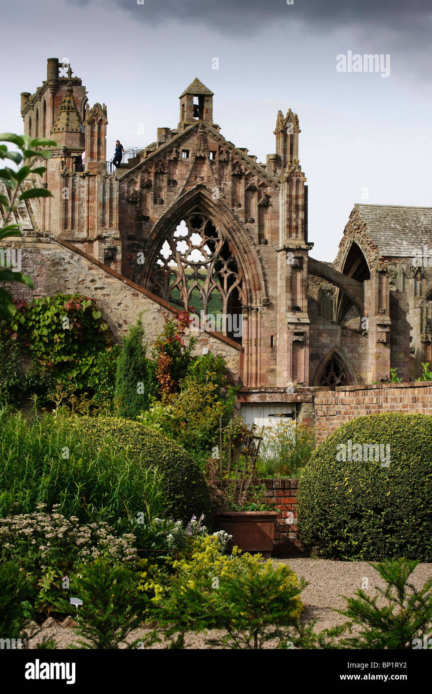 Melrose abbey Banque de photographies et d’images à haute résolution ...