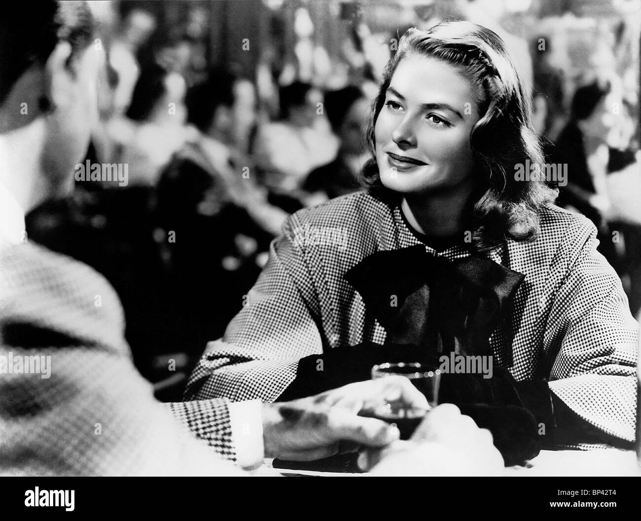 Notorious ingrid bergman directed by alfred hitchcock rko 1946 Banque de photographies et d ...
