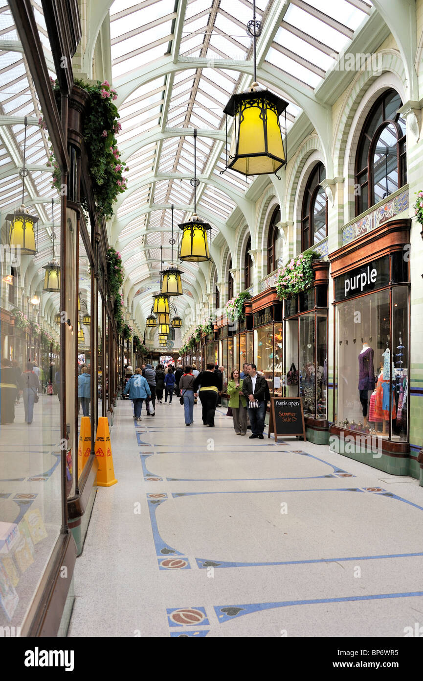 Arcade royale Banque de photographies et d’images à haute résolution ...