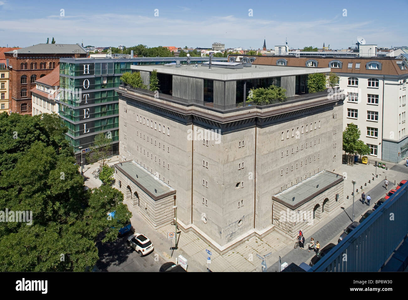 Le Bunker est dans Berlin Mitte et est une salle d'exposition pour la ...