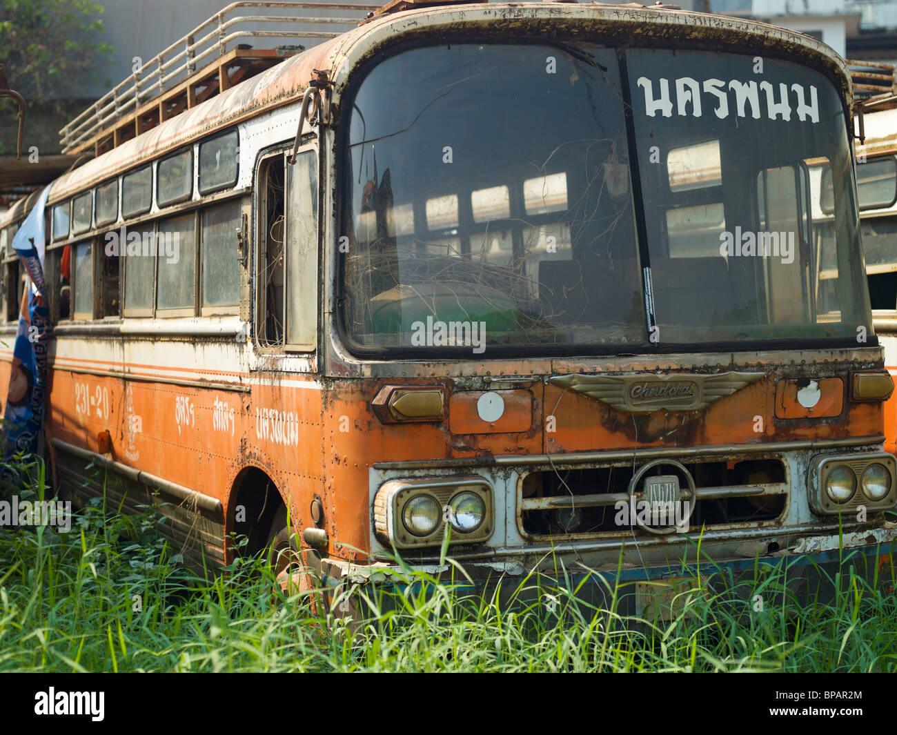 Orange bus Banque de photographies et d’images à haute résolution - Alamy