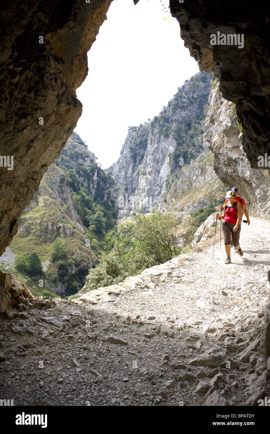 The cares route Banque de photographies et d’images à haute résolution ...