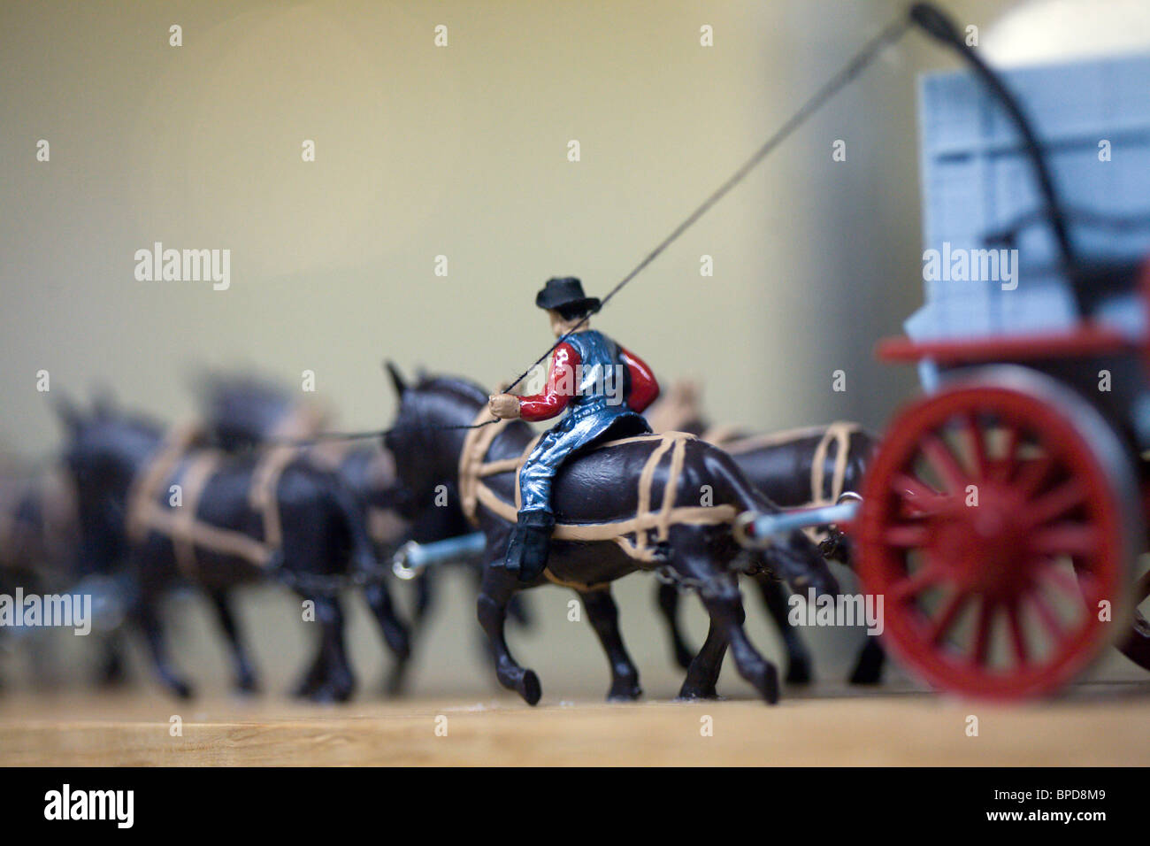 Un homme sur un cheval Banque de photographies et d’images à haute ...