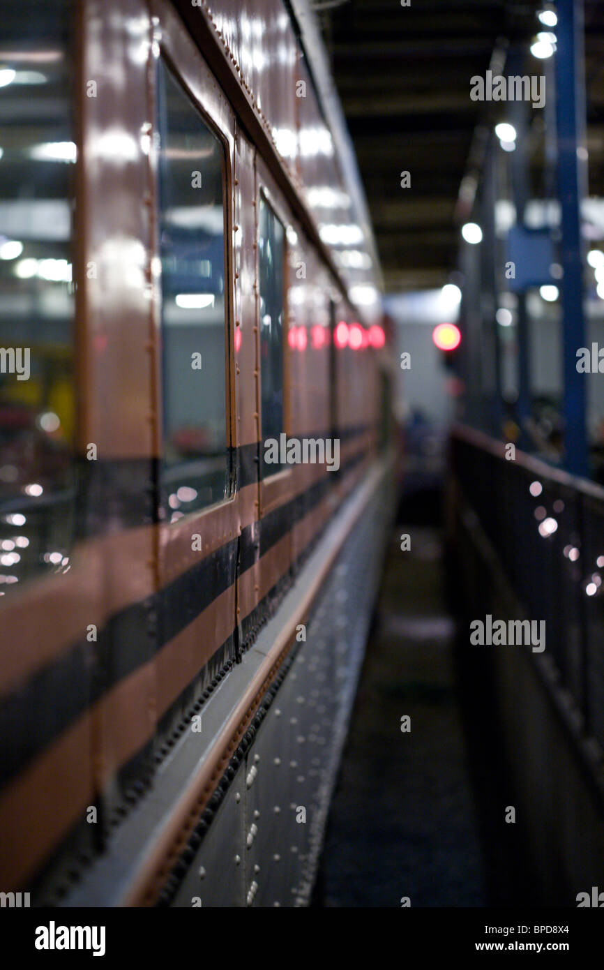 Vintage train compartment Banque de photographies et d’images à haute résolution - Alamy