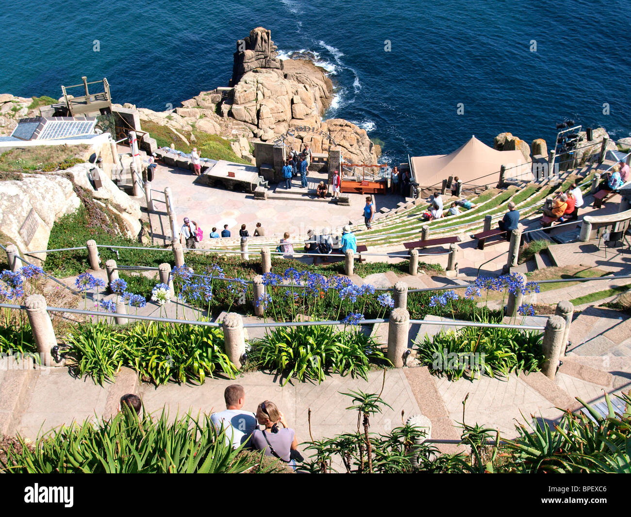 Minack cornwall Banque de photographies et d’images à haute résolution ...