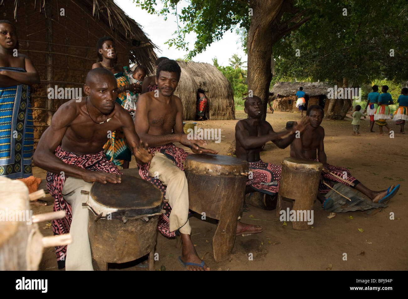 Giriama tribe Banque de photographies et d’images à haute résolution ...