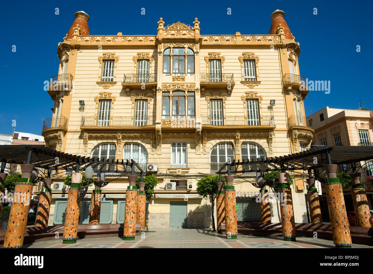 Spain 1900s modernist architecture Banque de photographies et d’images ...