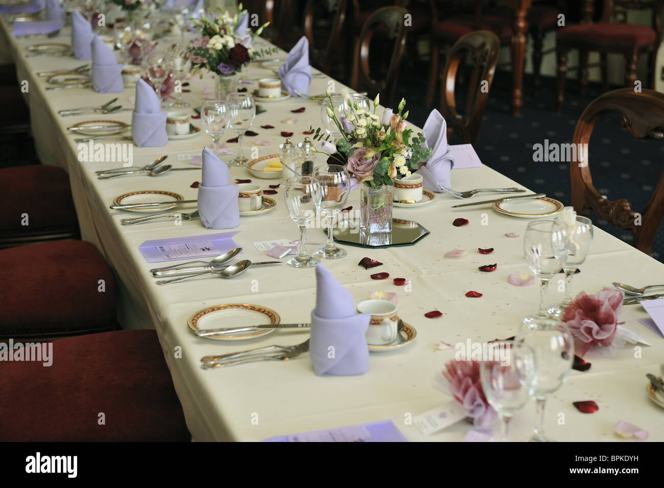 Présentation de tableau de réception de mariage Photo Stock - Alamy