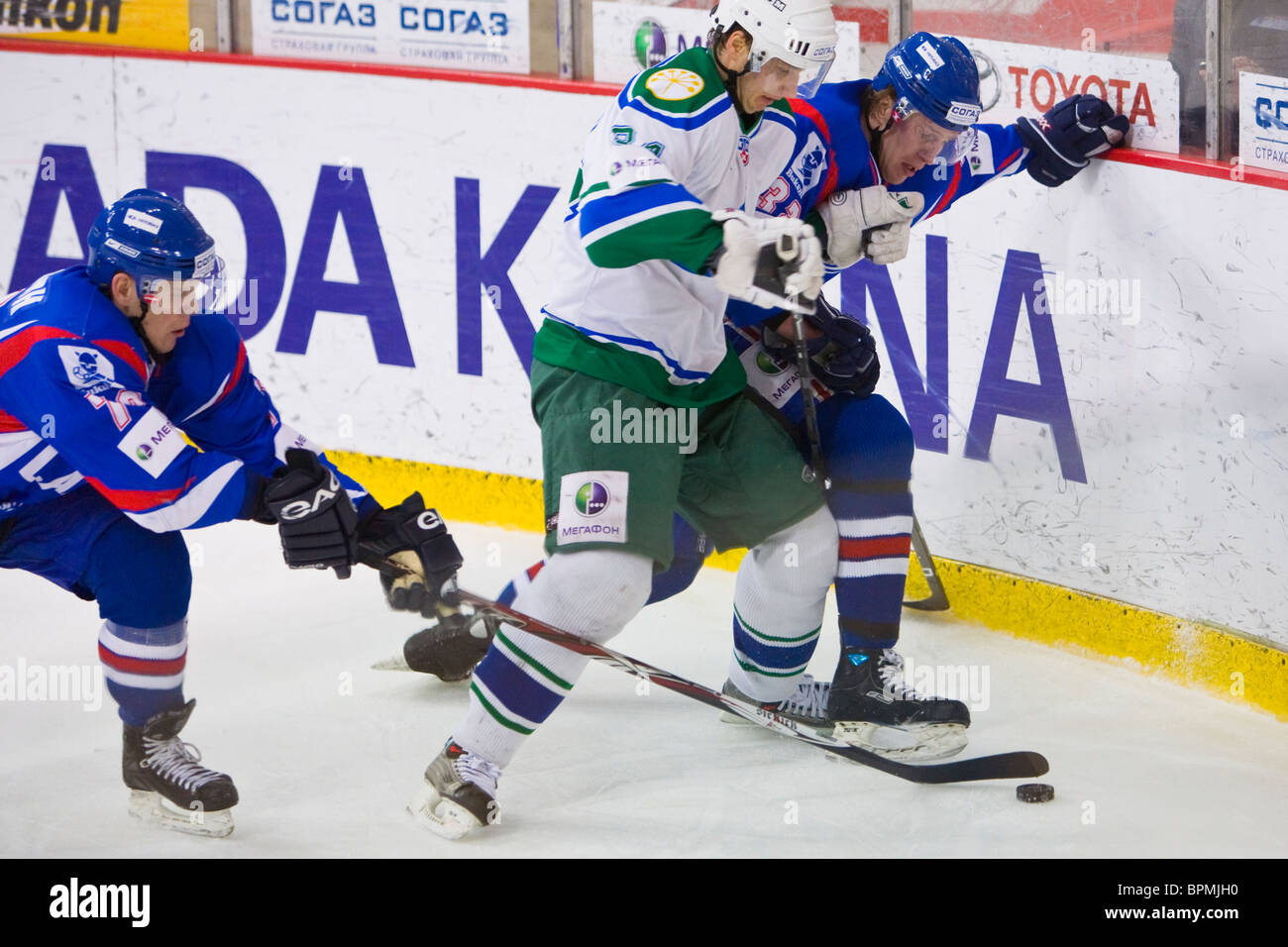 Lada Bleue Banque d'image et photos - Alamy
