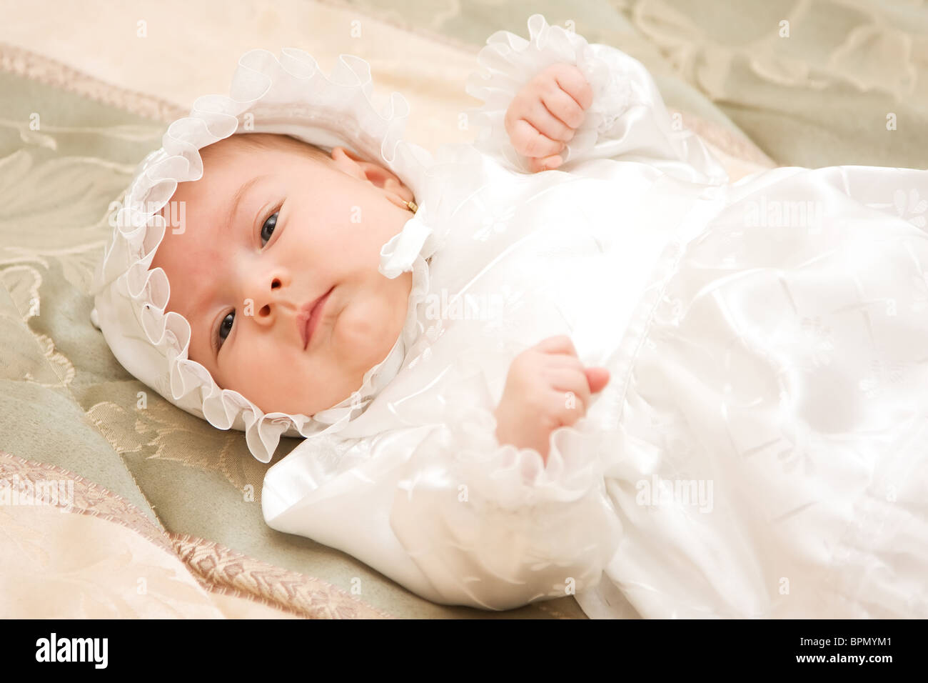 Bapteme fille Banque de photographies et d’images à haute résolution ...