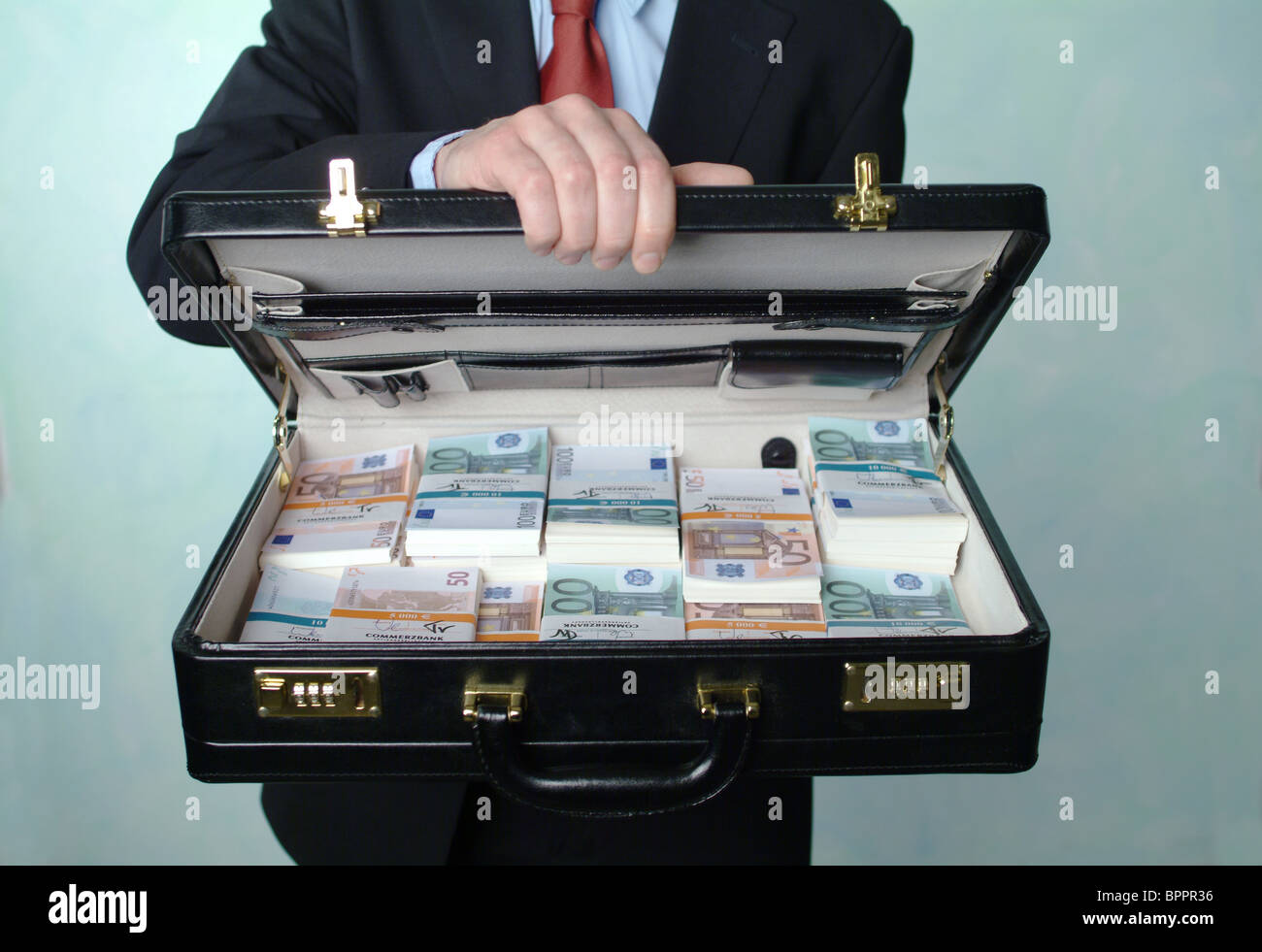 Billets ouverts 100 Banque de photographies et d’images à haute résolution - Alamy