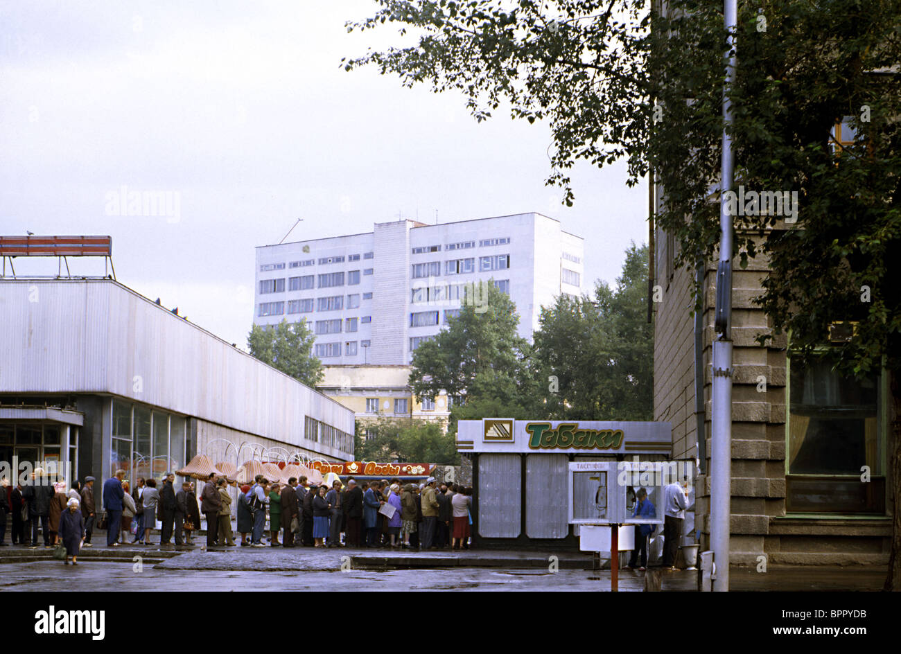Kiosques de tabac Banque de photographies et d’images à haute ...