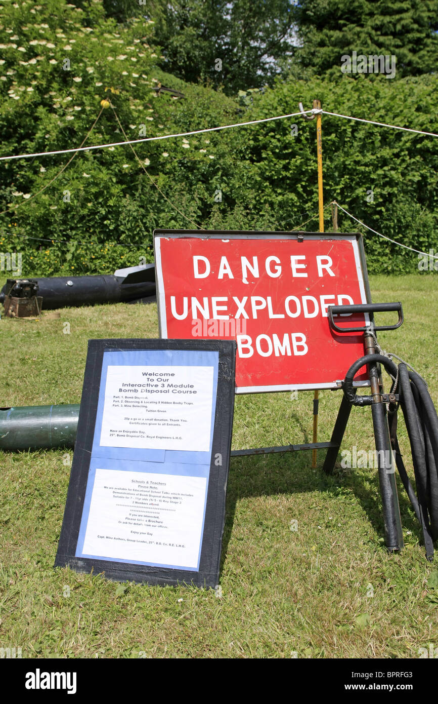 Projectile explosif Banque de photographies et d’images à haute ...