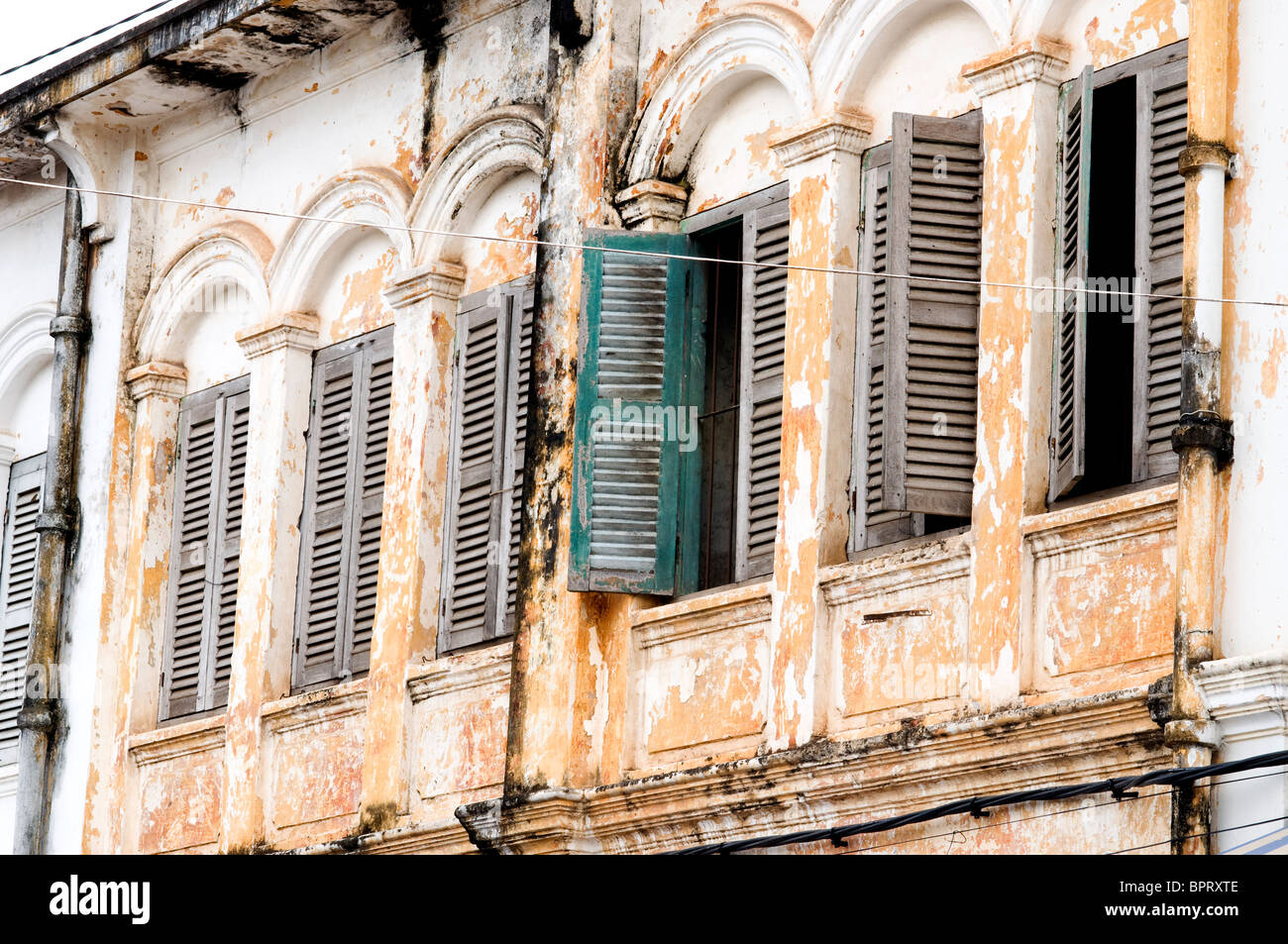 Architecture coloniale française cambodgienne Banque de photographies ...