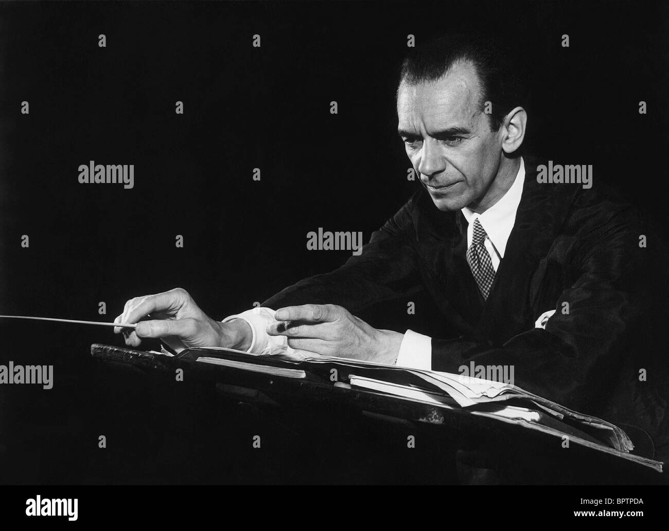 Sir malcolm Banque de photographies et d’images à haute résolution - Alamy