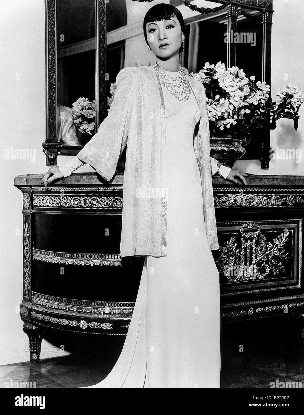 L'ACTRICE ANNA MAY WONG (1930 Photo Stock - Alamy