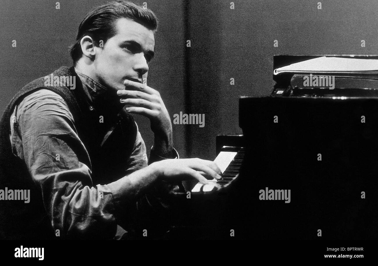 Glenn gould pianist Banque de photographies et d’images à haute ...
