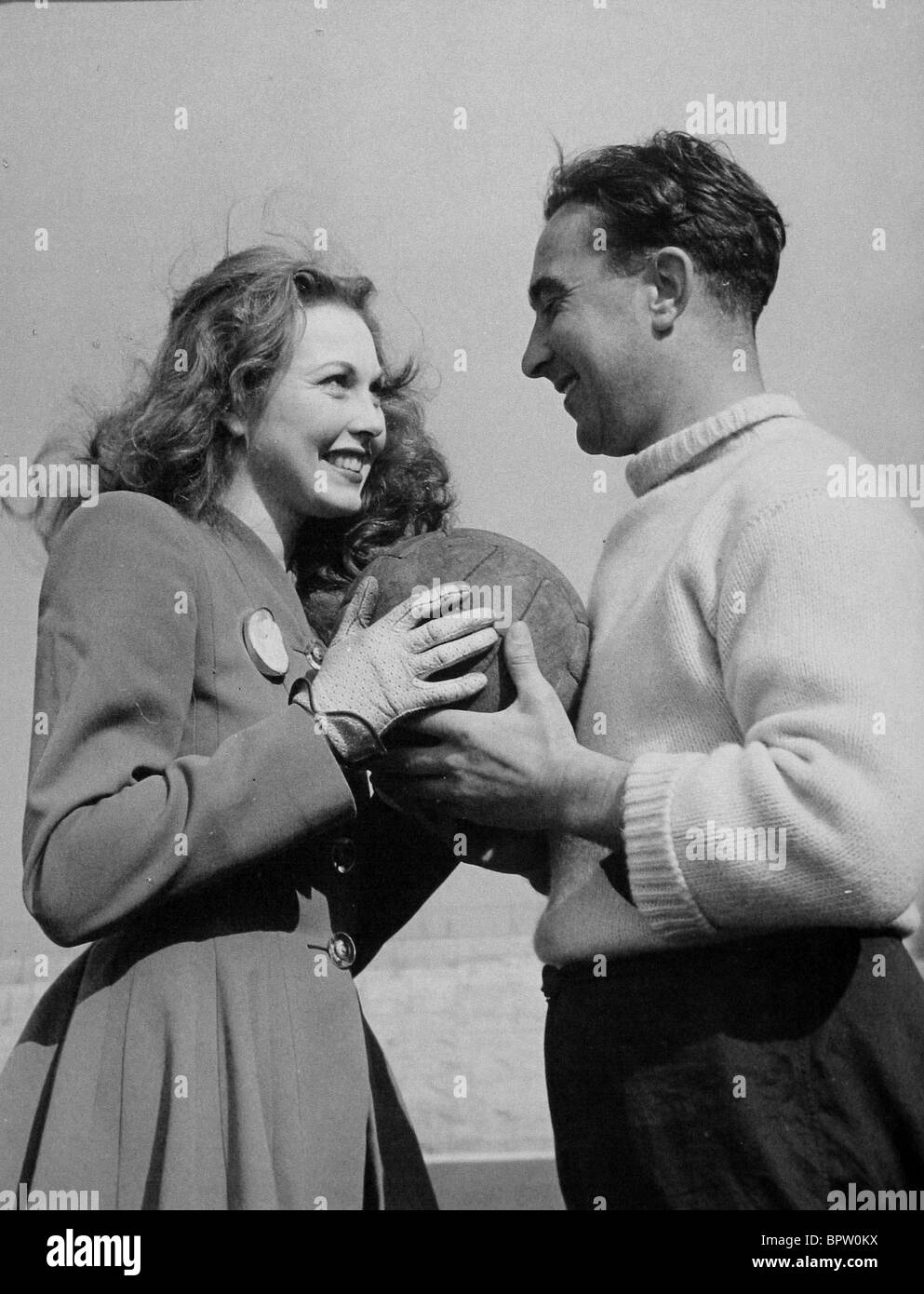Hazel court actress Banque de photographies et d’images à haute ...