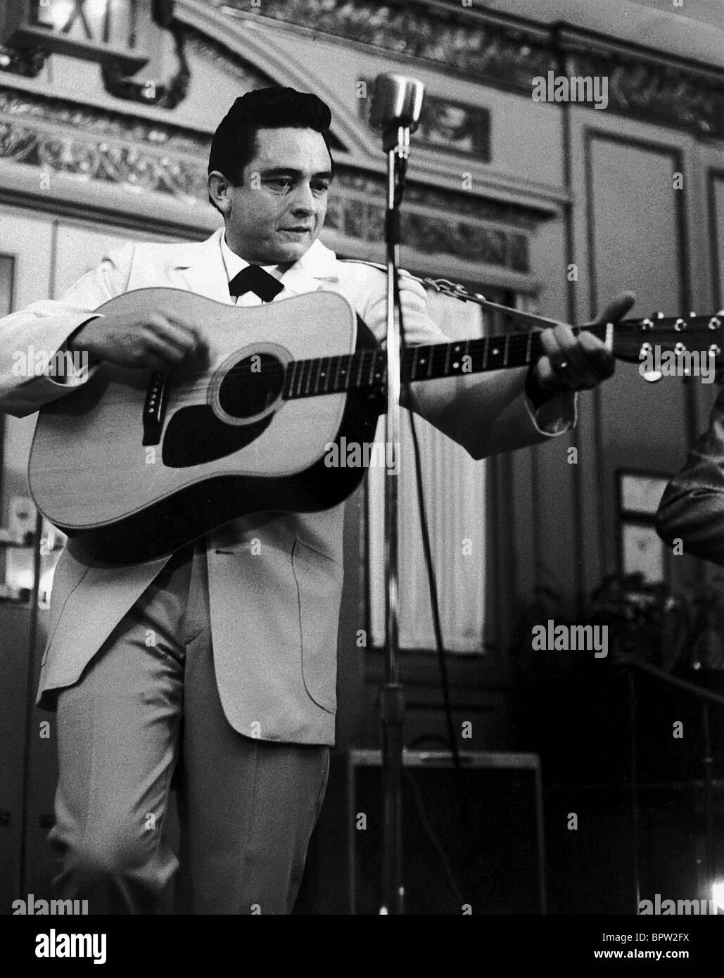Le chanteur country Johnny Cash (1960 Photo Stock - Alamy