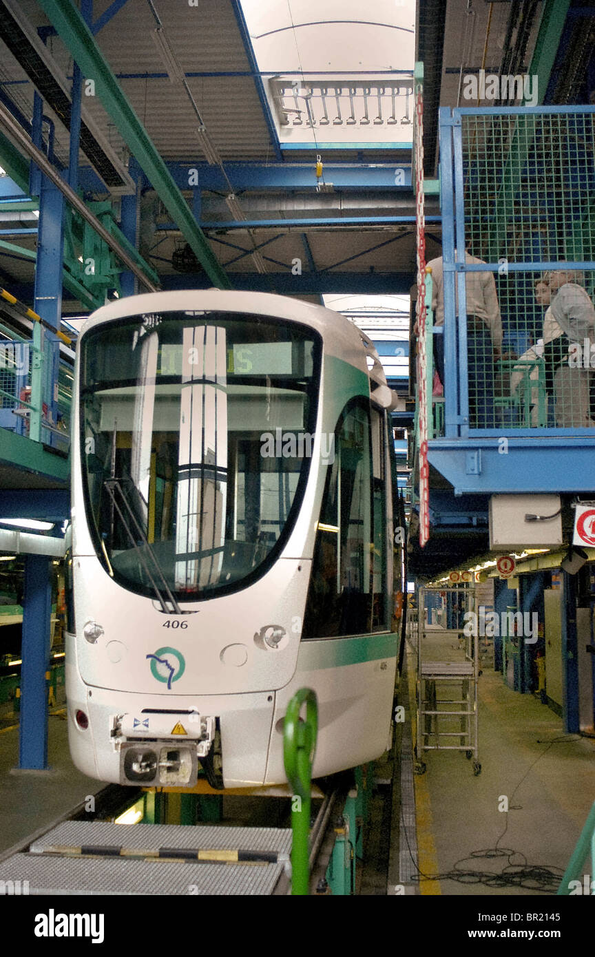 S.N.C.F. USINE DE MAINTENANCE, TRAMWAY, ALSTOM INC., TYPE 'CITADIS ...